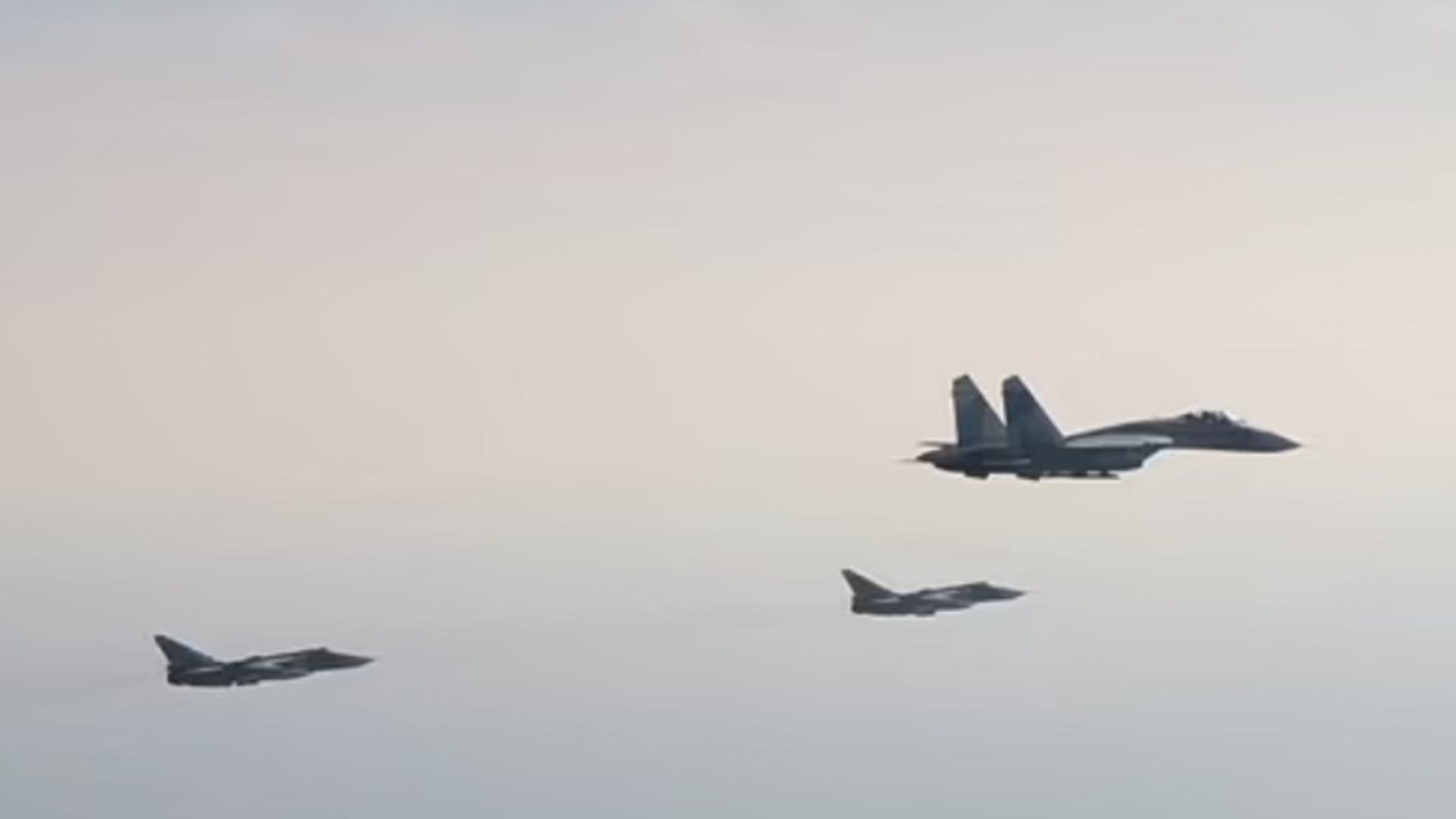 Rusia a trimis avioane de atac înarmate nuclear în spațiul aerian al ...