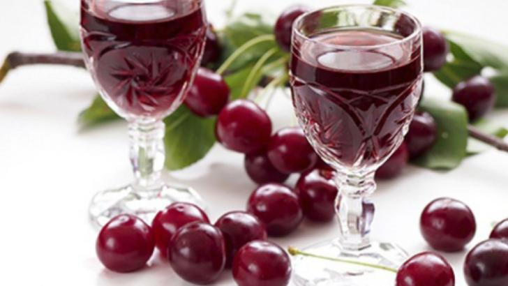 Vișinată făcută în casă. Cea mai bună rețetă de vișinată: câte vișine ...