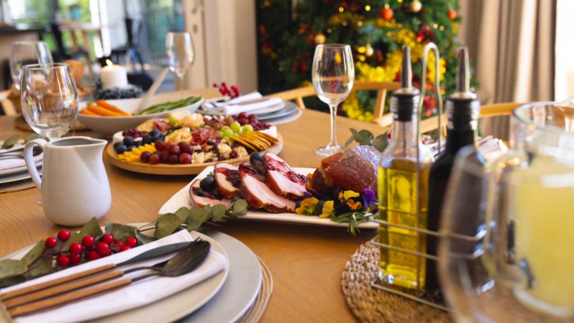 Costurile mesei de Crăciun, mai mari pe zi ce trece. Românii își fac ...